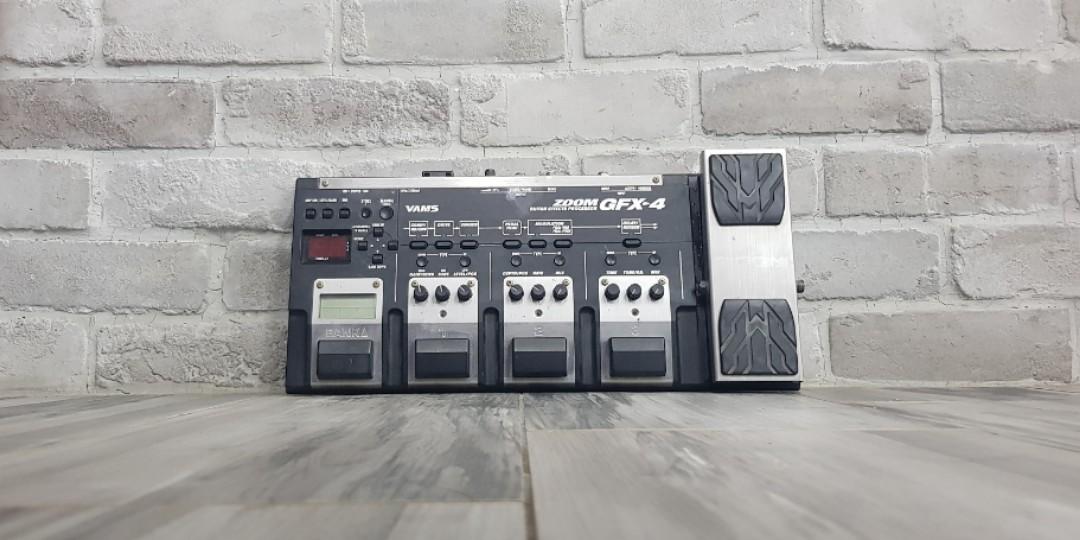zoom gfx-4 multi effects pedal for electric guitar, Hobbies & Toys ...