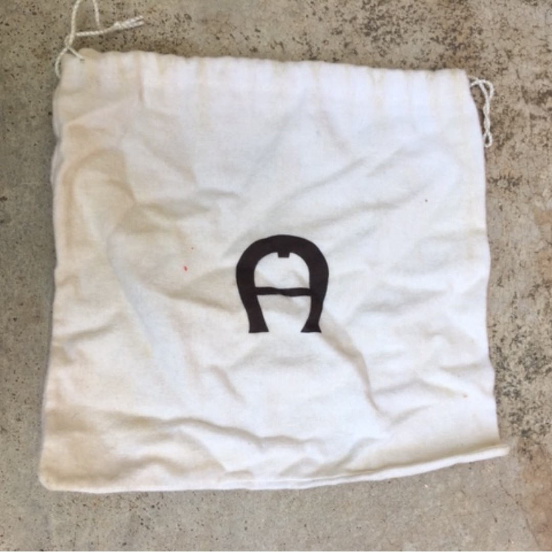 aigner small dust bag, Men's Fashion, Bags, Belt bags, Clutches and ...