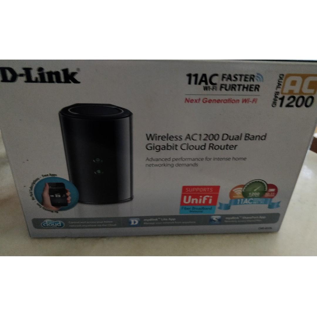 D-Link DIR-850L Wireless AC1200 Router in original box, Computers ...