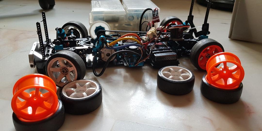 MST MS-01D Carbon Fibre Chassis, Sports Equipment, Bicycles & Parts ...