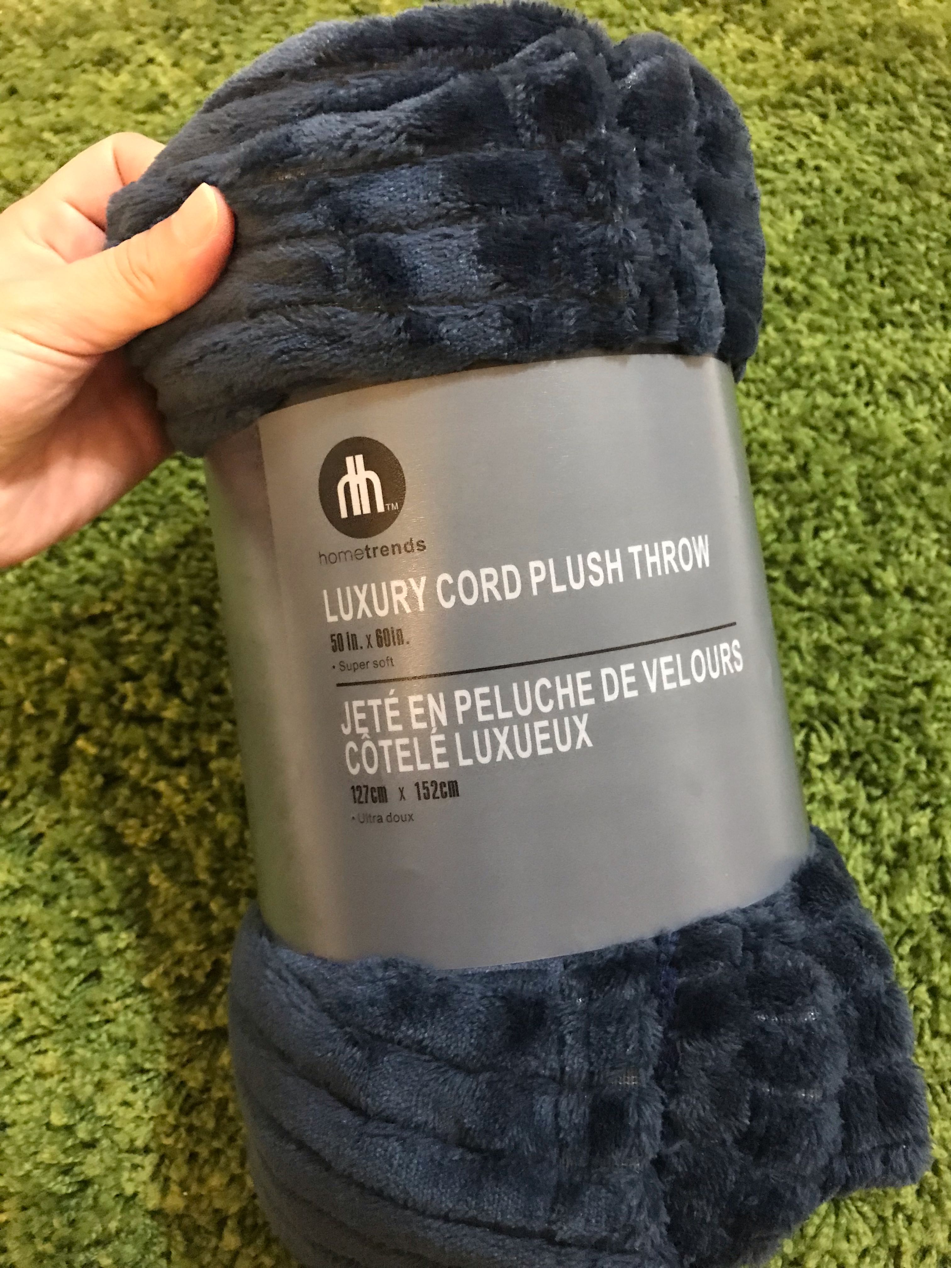 New Hometrends Luxury Cord Plush Throw (Imported from USA), Furniture ...
