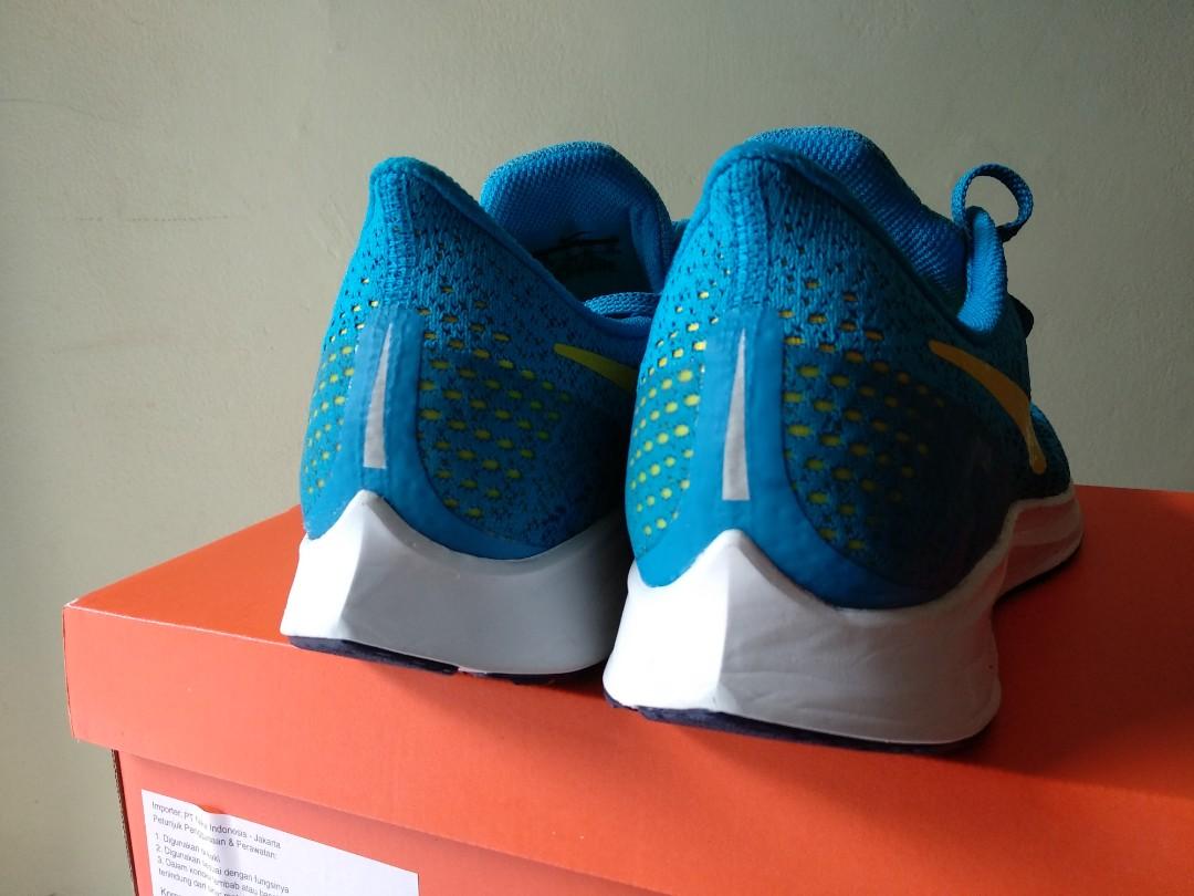 Sepatu Nike Air Zoom Pegasus 35, Fesyen Pria, Sepatu , Sneakers di Carousell