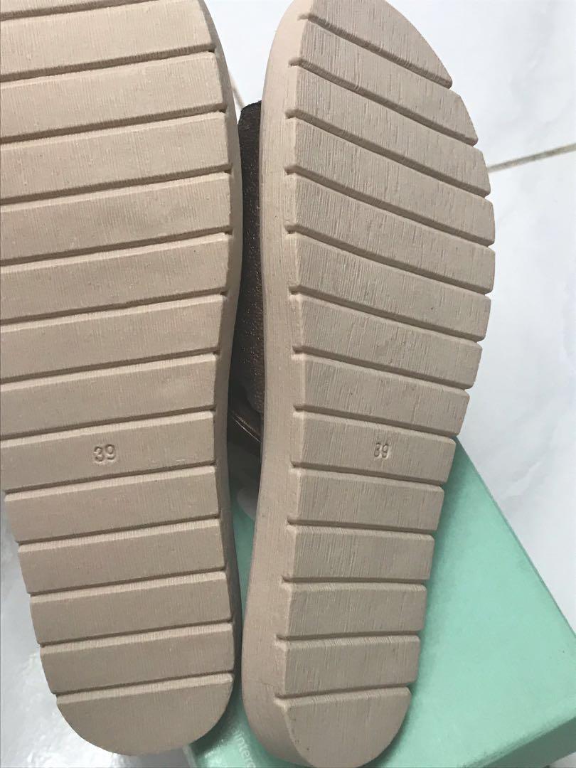 Sale Bata women original, Fesyen Wanita, Sepatu di Carousell