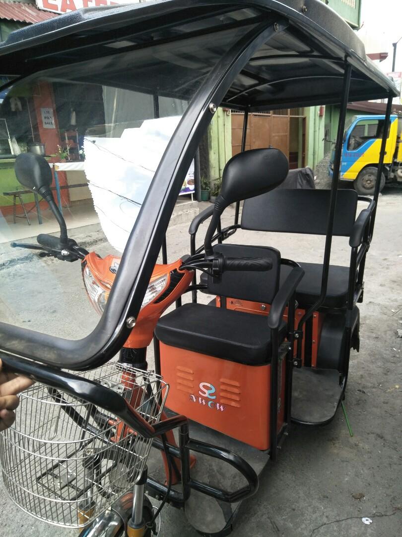 Electronic Bike (ERV+) with roof and fiber glass wind shield (PRICE IS ...