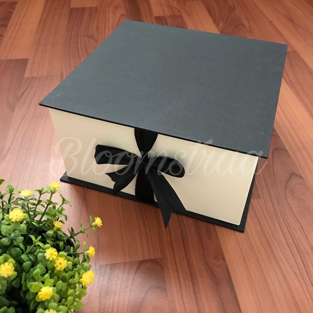 Hampers Box Besar Big Gift Box Kotak Hadiah Souvenir Box Manye Kado ...