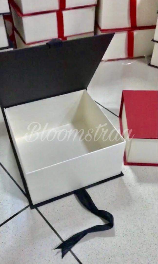 Hampers Box Besar Big Gift Box Kotak Hadiah Souvenir Box Manye Kado ...