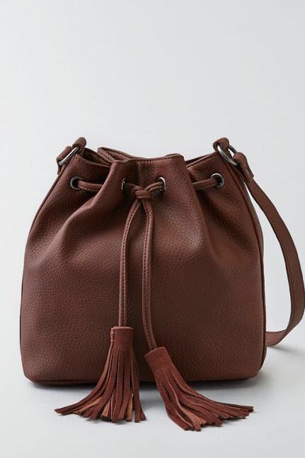 American Eagle by Payless leather bucket bag, Women's Fashion, Bags ...