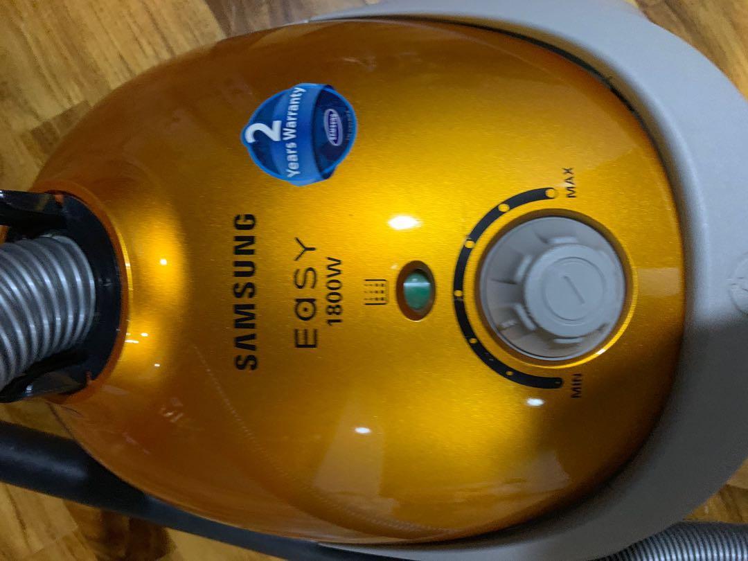 Samsung Easy 1800w Vacuum Cleaner, TV & Home Appliances, Vacuum Cleaner ...
