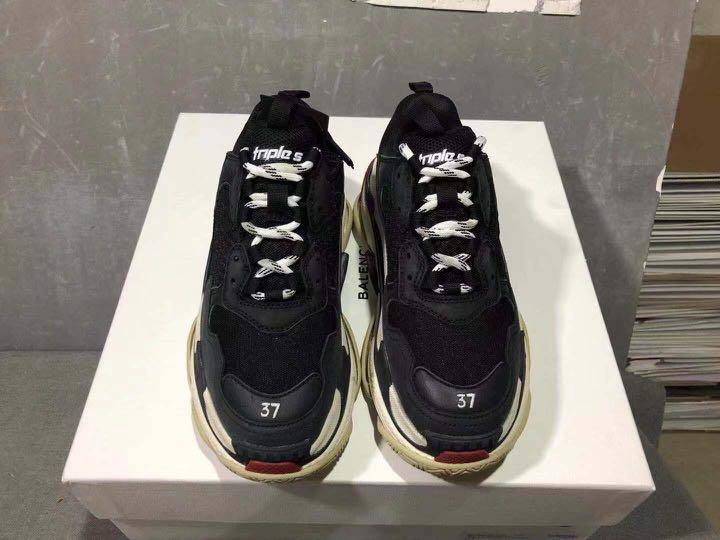 Balenciaga Triple S, Men's Fashion, Footwear, Sneakers on Carousell