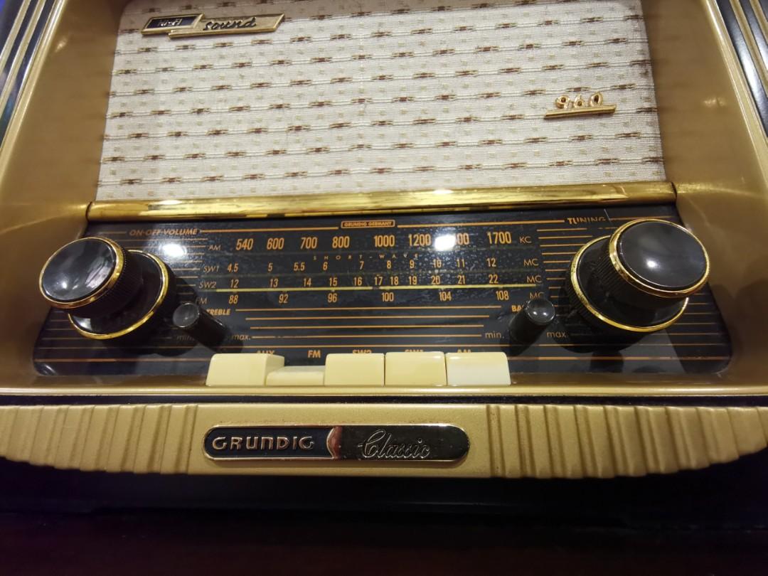 Grundig classic 960 radio, Audio, Portable Music Players on Carousell