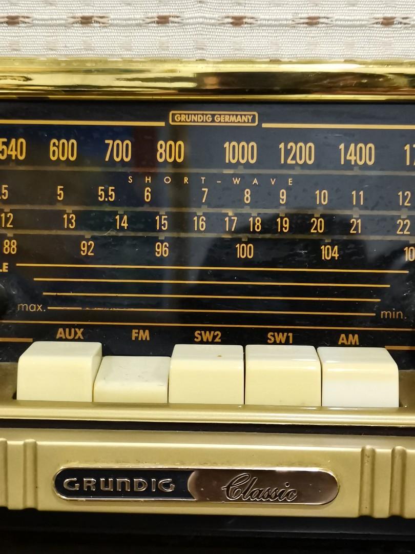 Grundig classic 960 radio, Audio, Portable Music Players on Carousell