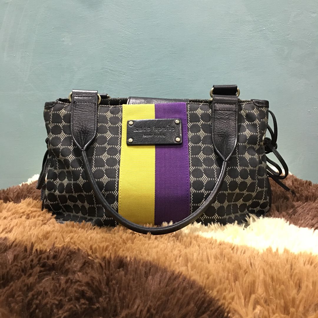 Kate Spade Classic Stevie Noel Stripe, Luxury, Bags & Wallets on Carousell