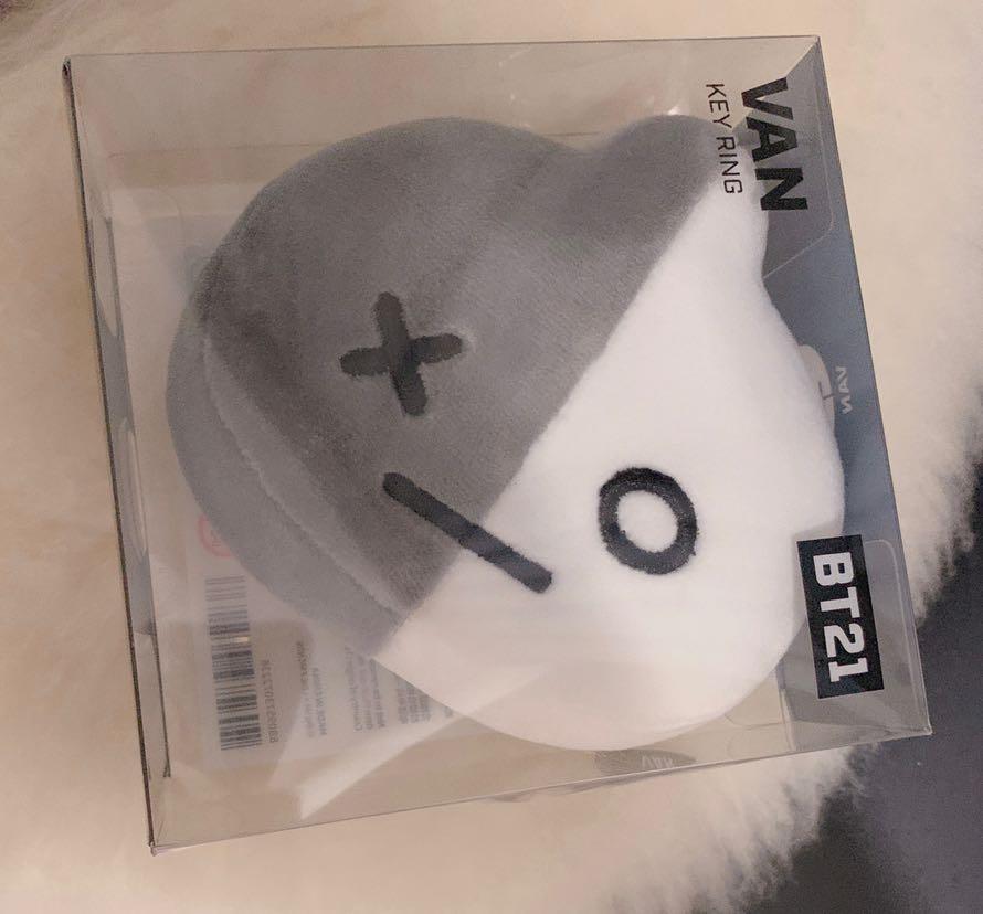 BT21: Van Plush Head Keychain (Original - New), Hobbies & Toys ...