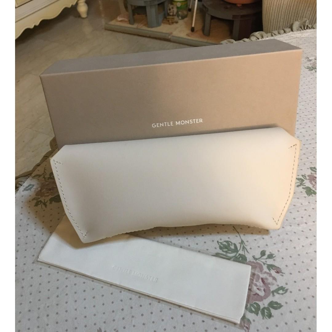 Gentle Monster Glass Case, Women's Fashion, Watches & Accessories ...