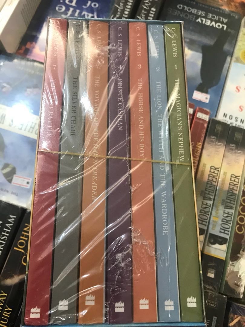Narnia Set, Hobbies & Toys, Books & Magazines, Storybooks on Carousell
