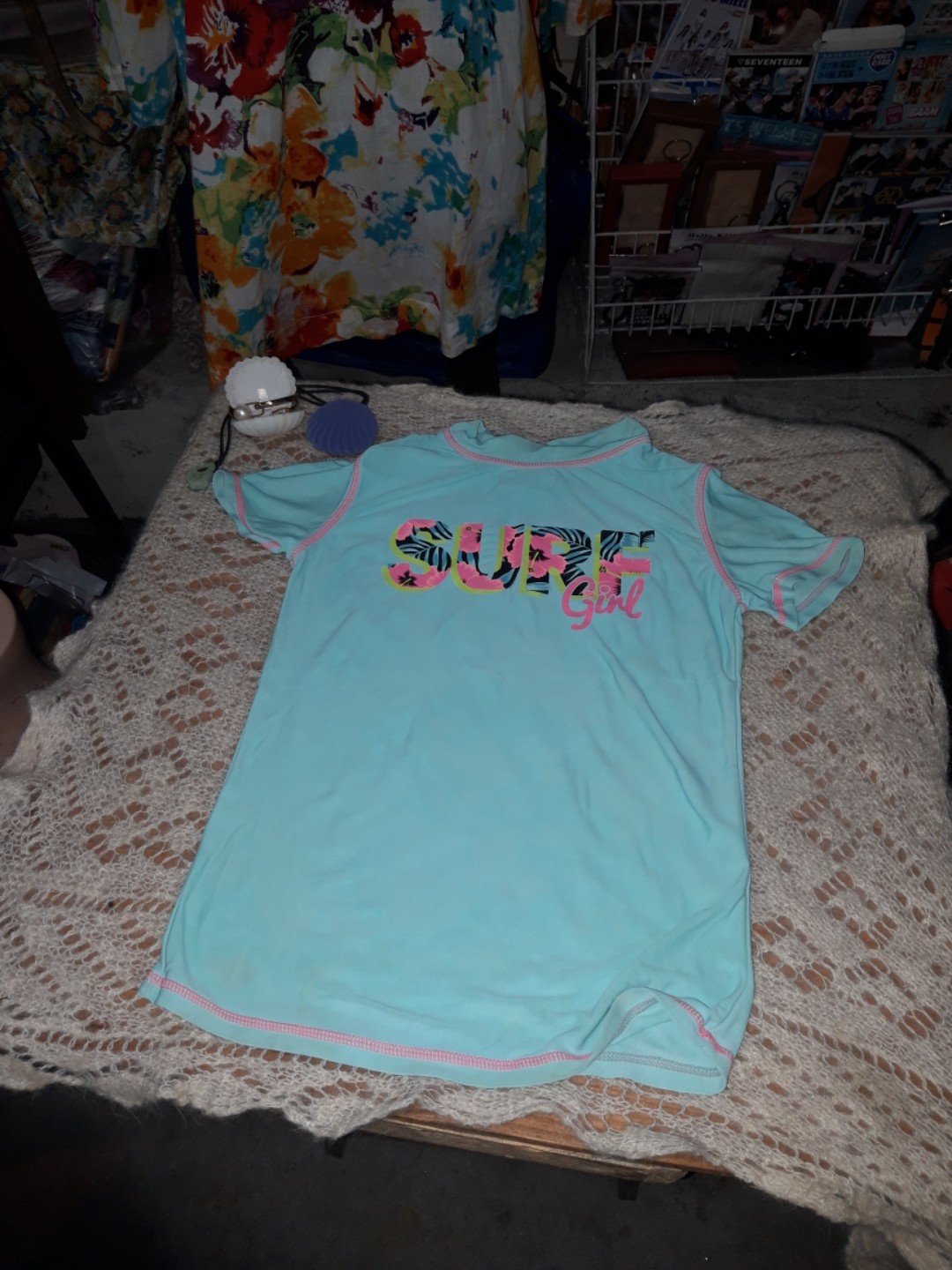 Rashguard Mango 7 to 8, Babies & Kids, Babies & Kids Fashion on Carousell