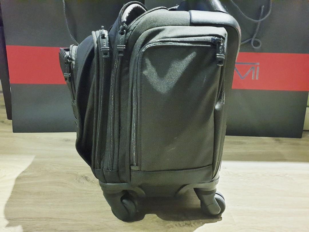 Tumi Alpha 2, Luxury, Bags & Wallets on Carousell