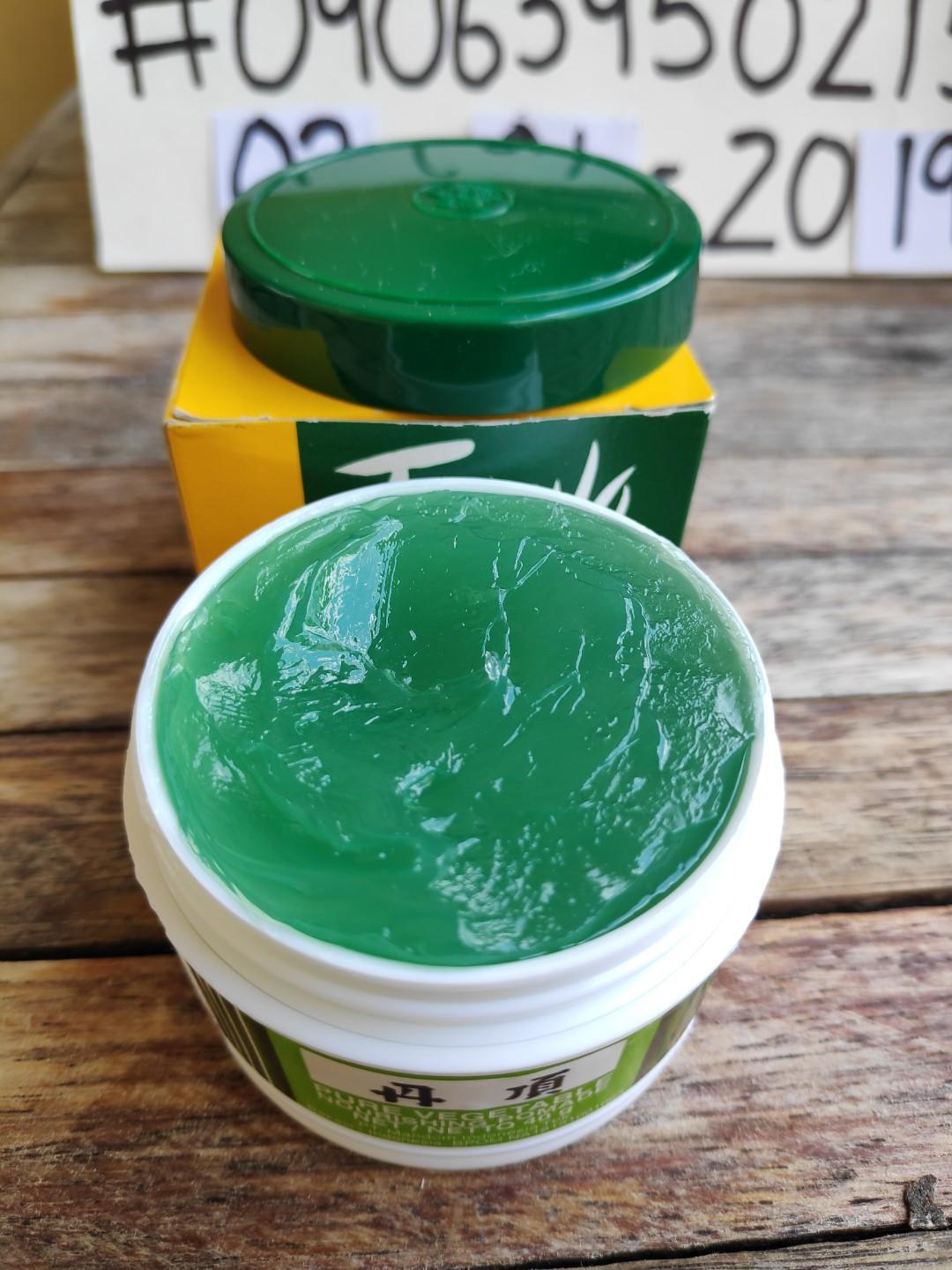 Pomada and Wax with free Bench Body Spray, Beauty & Personal Care, Men ...