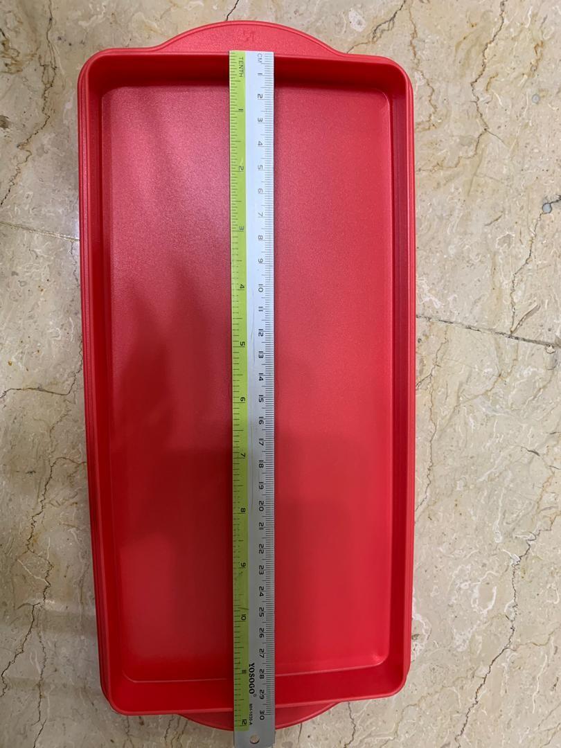 Tupperware Cake Box 4 litres (Delightful Carrier), Furniture & Home ...