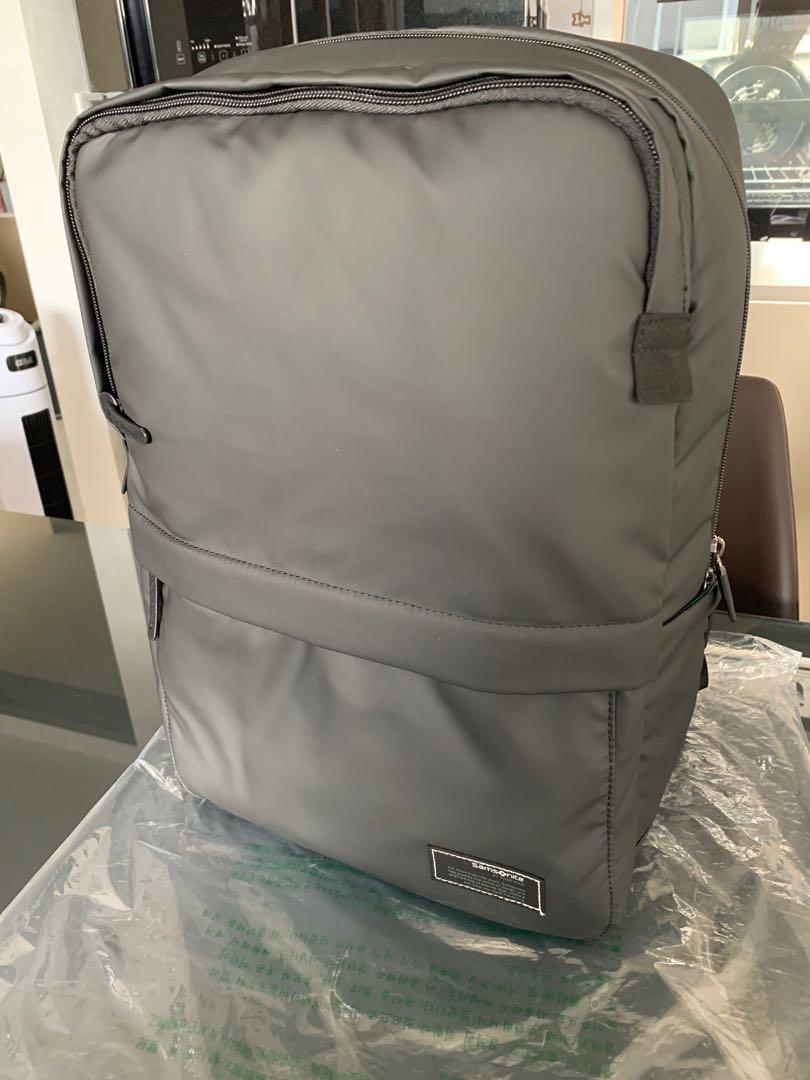 Brand new Samsonite varsity backpack 2, Men's Fashion, Bags, Backpacks ...