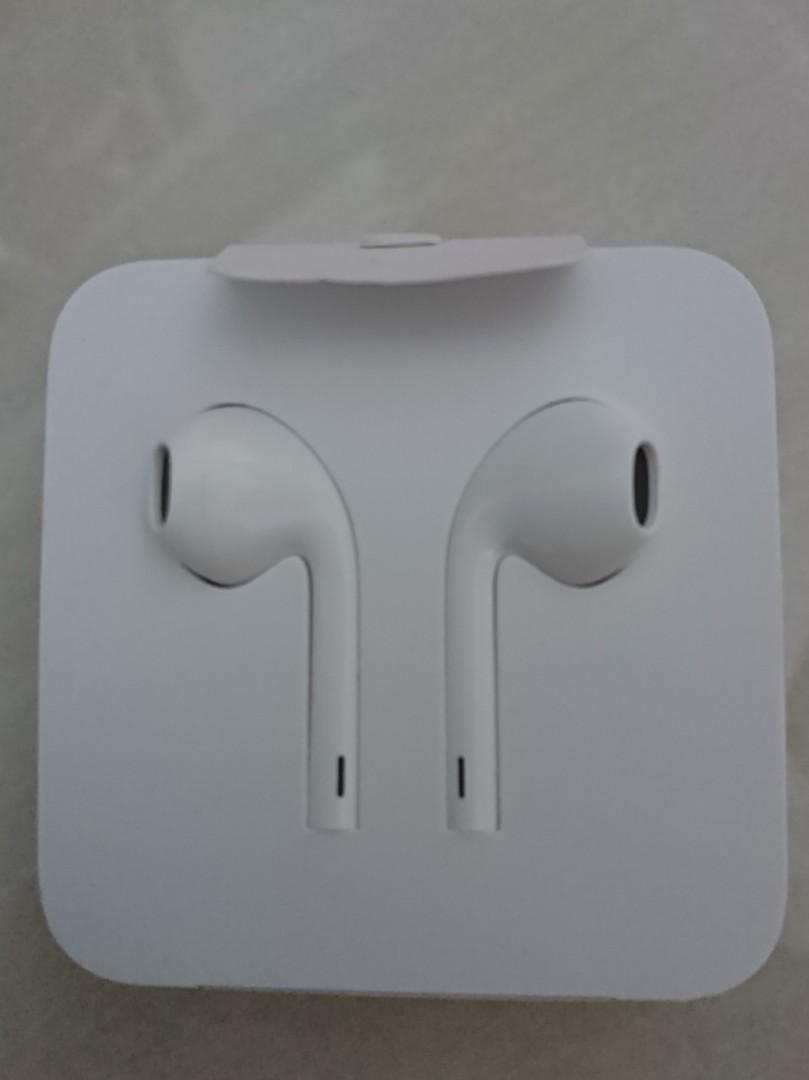 EarPods with Lightning Connector, Mobile Phones & Tablets, Mobile ...