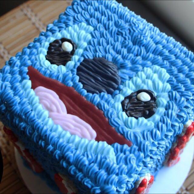 Happy Character Buttercream Birthday Stitch Cake, Food & Drinks ...