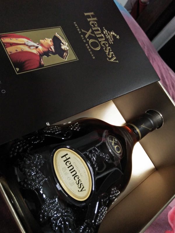 HENNESSY XO (EXTRA OLD COGNAC), Food & Drinks, Alcoholic Beverages on Carousell