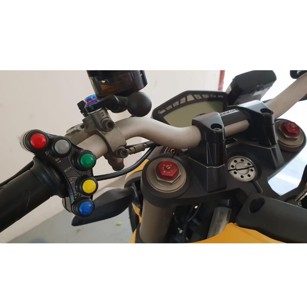 Motogp style handlebar switch for Ducati (Plug and play), Motorcycles ...