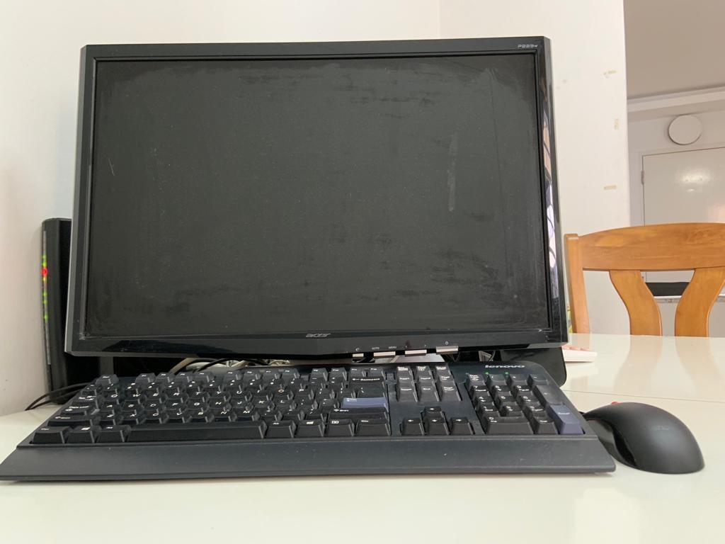 Moving Out Garage Sale: PC set, Computers & Tech, Parts & Accessories ...