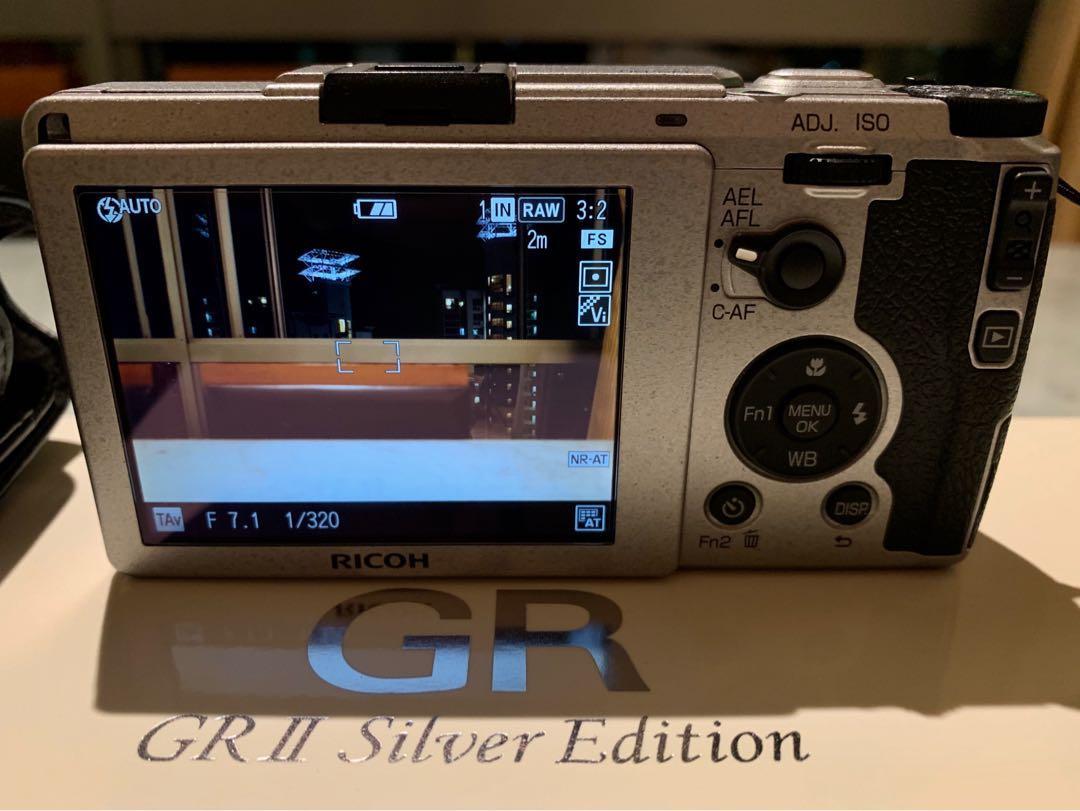 Ricoh GR II Silver Edition 80th anniversary limited, Photography ...