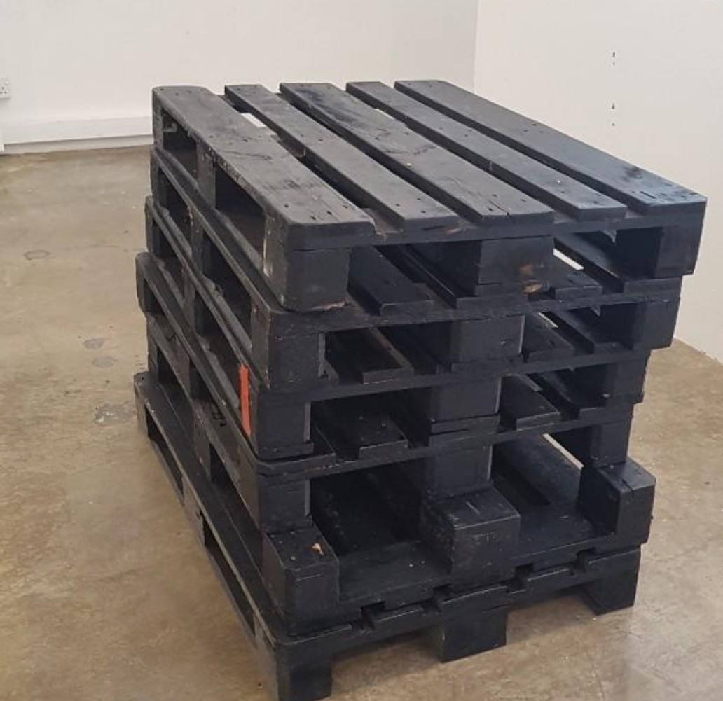 Used Black Wooden Pallets, Furniture & Home Living, Home Improvement ...