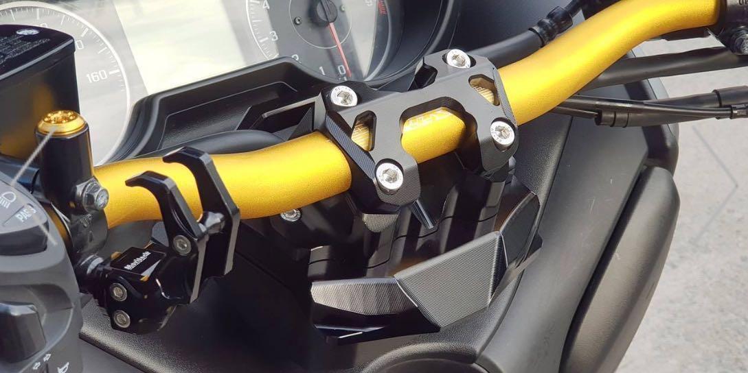 Yamaha Xmax 300 Handlebar Clamp , Motorcycles, Motorcycle Accessories ...