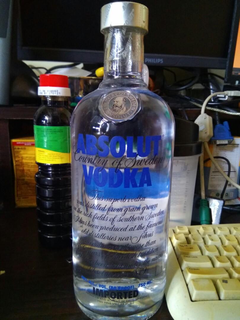 Absolut Vodka 750ml, Food & Drinks, Alcoholic Beverages on Carousell