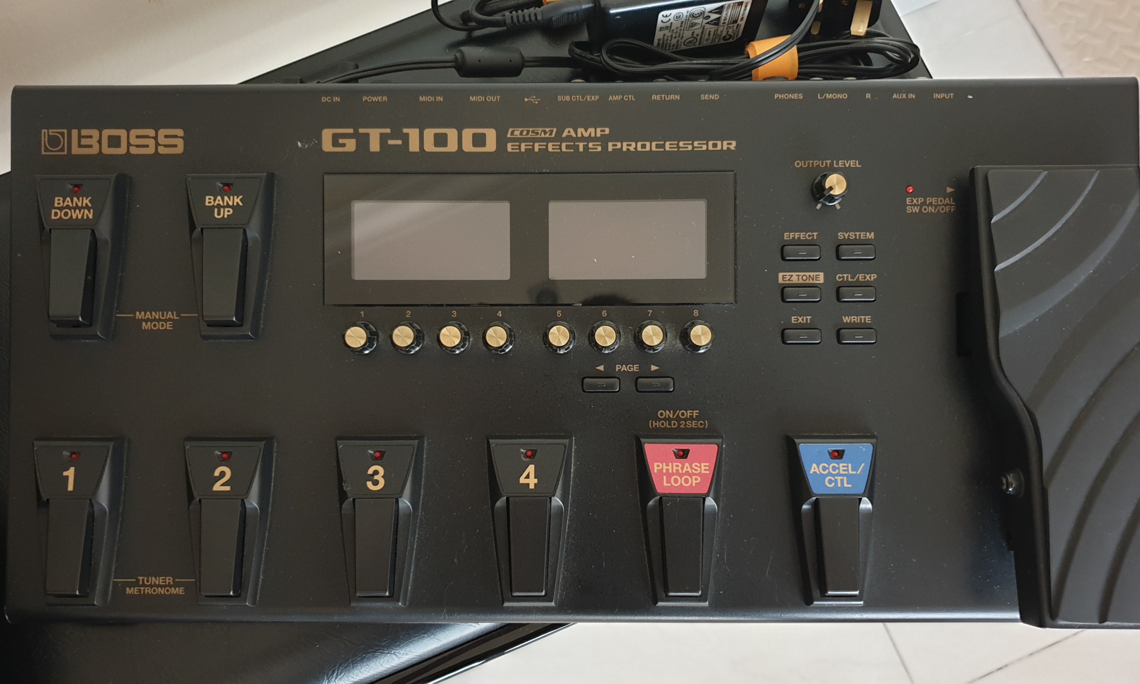 Boss GT-100, Hobbies & Toys, Music & Media, Musical Instruments on ...