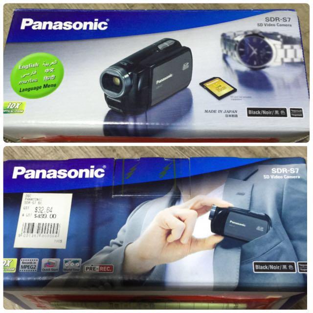 Panasonic SDR-S7 Camcorder with 10x Optical Zoom (Black), Photography, Cameras on Carousell