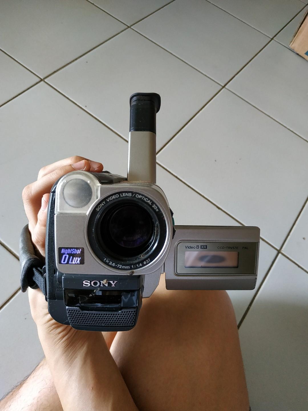 Sony Handycam CCD-TRV57E, Photography, Video Cameras on Carousell
