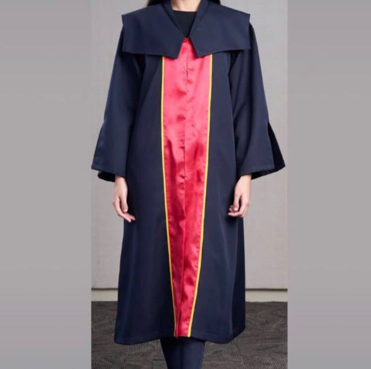 Temasek Polytechnic Graduation Gown, Everything Else on Carousell