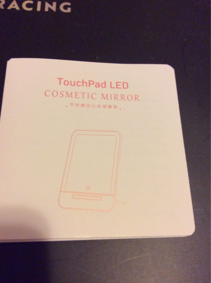 Touchpad LED, 美容＆化妝品, 指甲美容＆其他 - Carousell