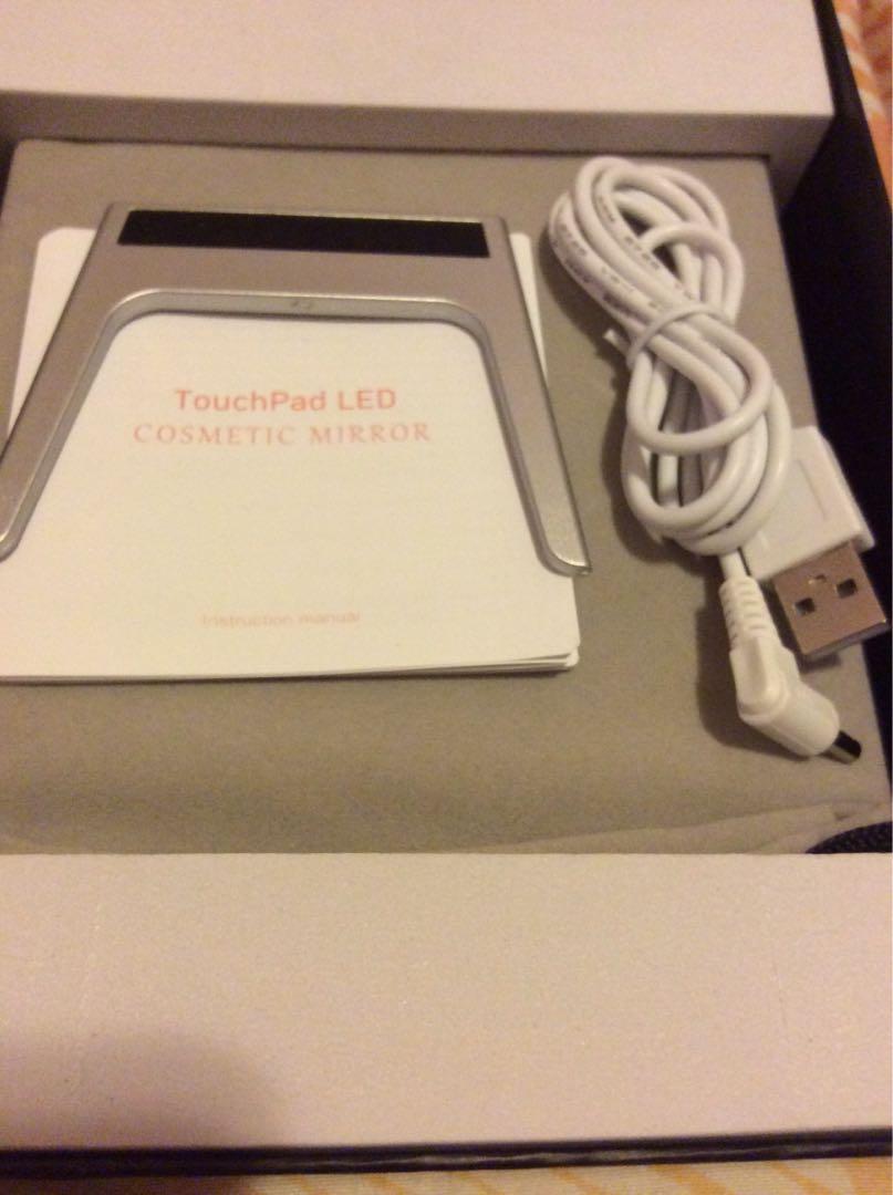 Touchpad LED, 美容＆化妝品, 指甲美容＆其他 - Carousell