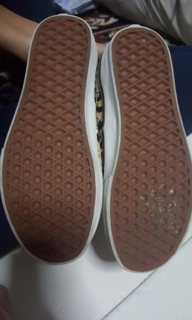 Vans Shoes (Hello Kitty Sanrio Series), Women's Fashion, Footwear ...