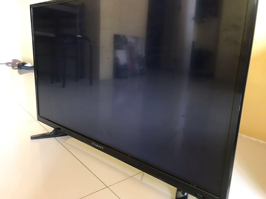 Devant 32” LED, TV & Home Appliances, TV & Entertainment, Blu-Ray ...