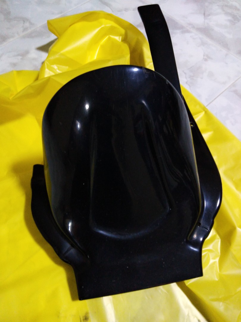 Hayabusa gen 1 rear mudguard (Used), Motorcycles, Motorcycle ...