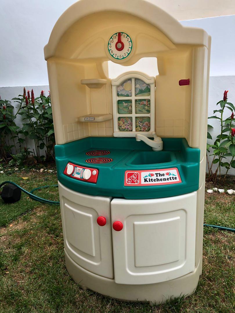 Kitchenette little tikes step 2, Babies & Kids, Infant Playtime on ...