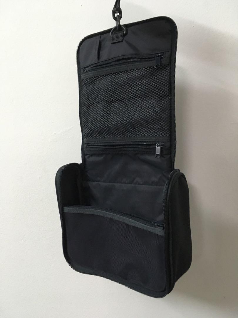 MUJI to GO HANGING BOX CASE, Furniture & Home Living, Home Improvement ...