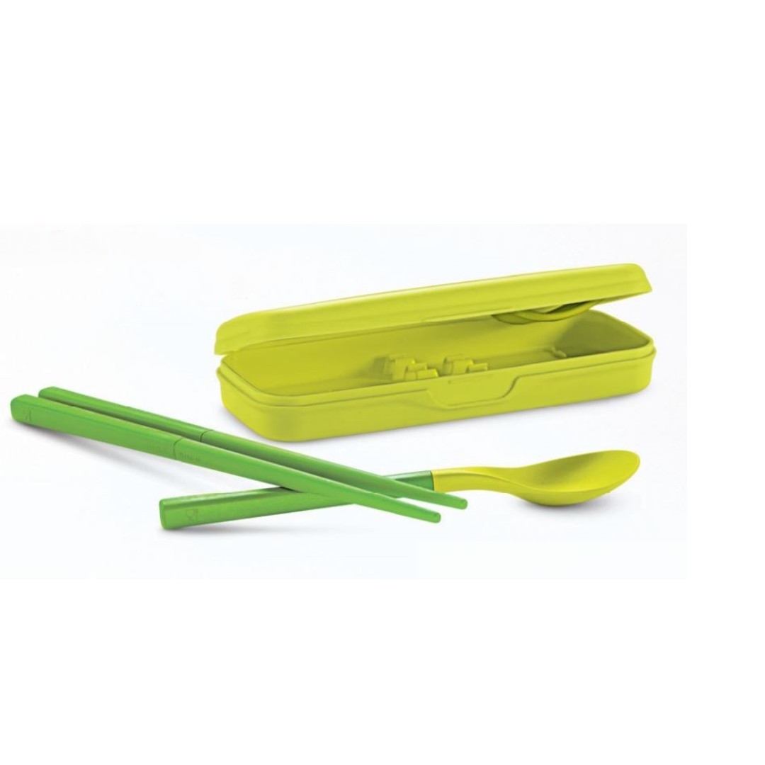 Tupperware Portable Cutlery Set (1) - Green, Furniture & Home Living ...