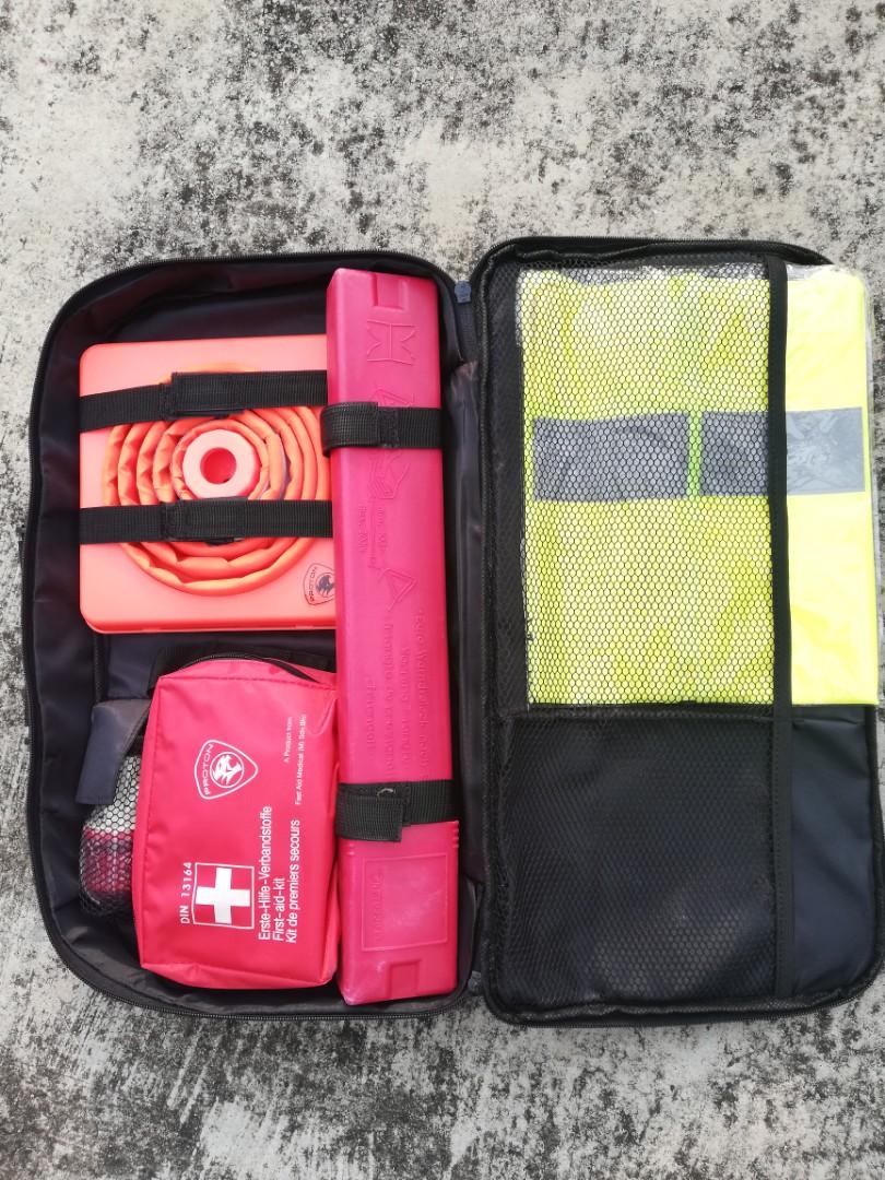 First aid kit set, triangle, shirt @ emergency light, Auto Accessories ...