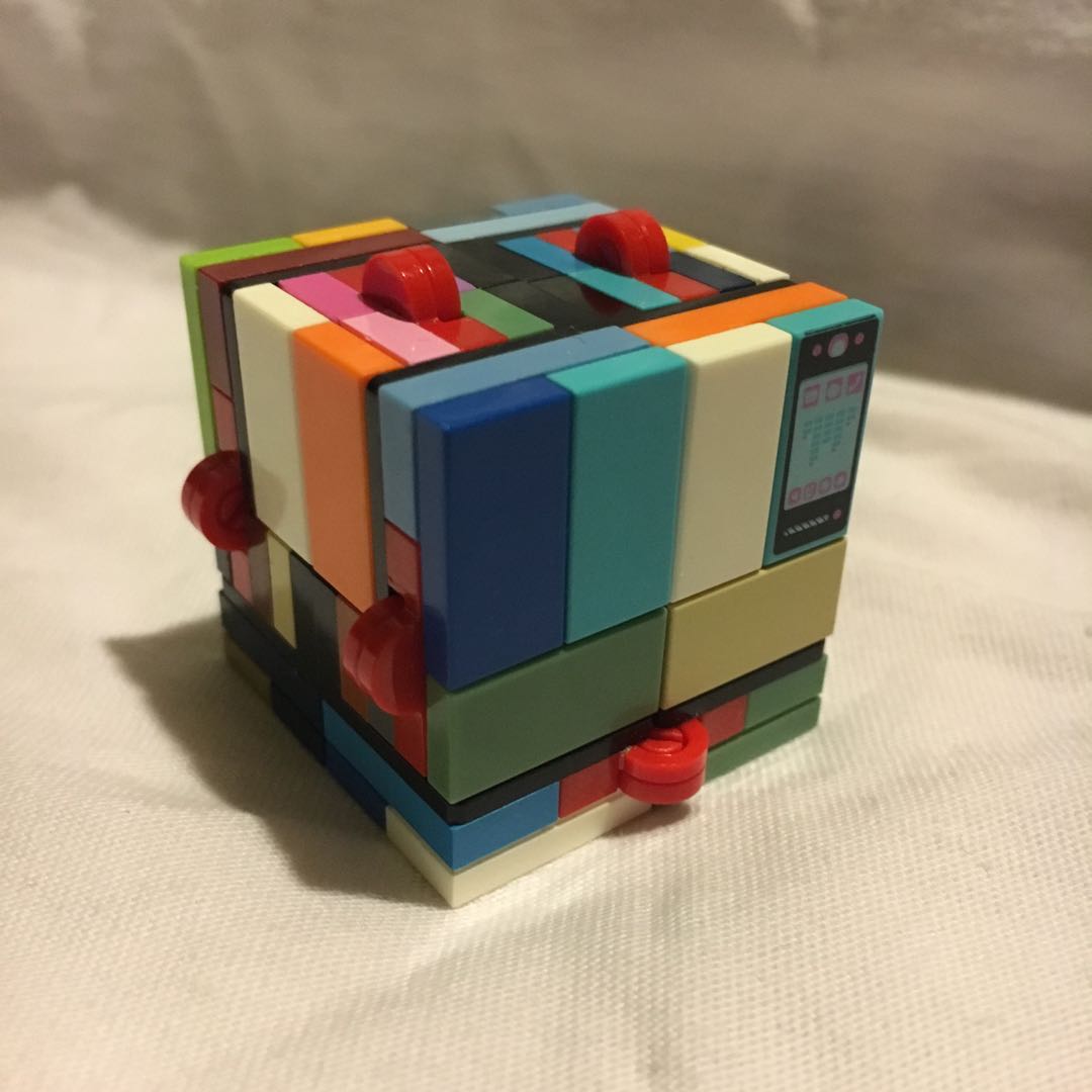 LEGO MOC endless fidget cube 樂高無盡減壓魔方, 興趣及遊戲, 玩具 & 遊戲類 on Carousell