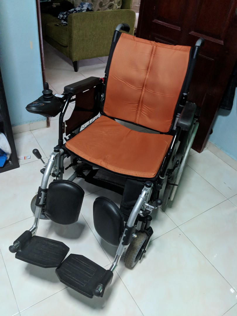 LifeLine Rocket Electric Battery Motorised Wheelchair, Health ...