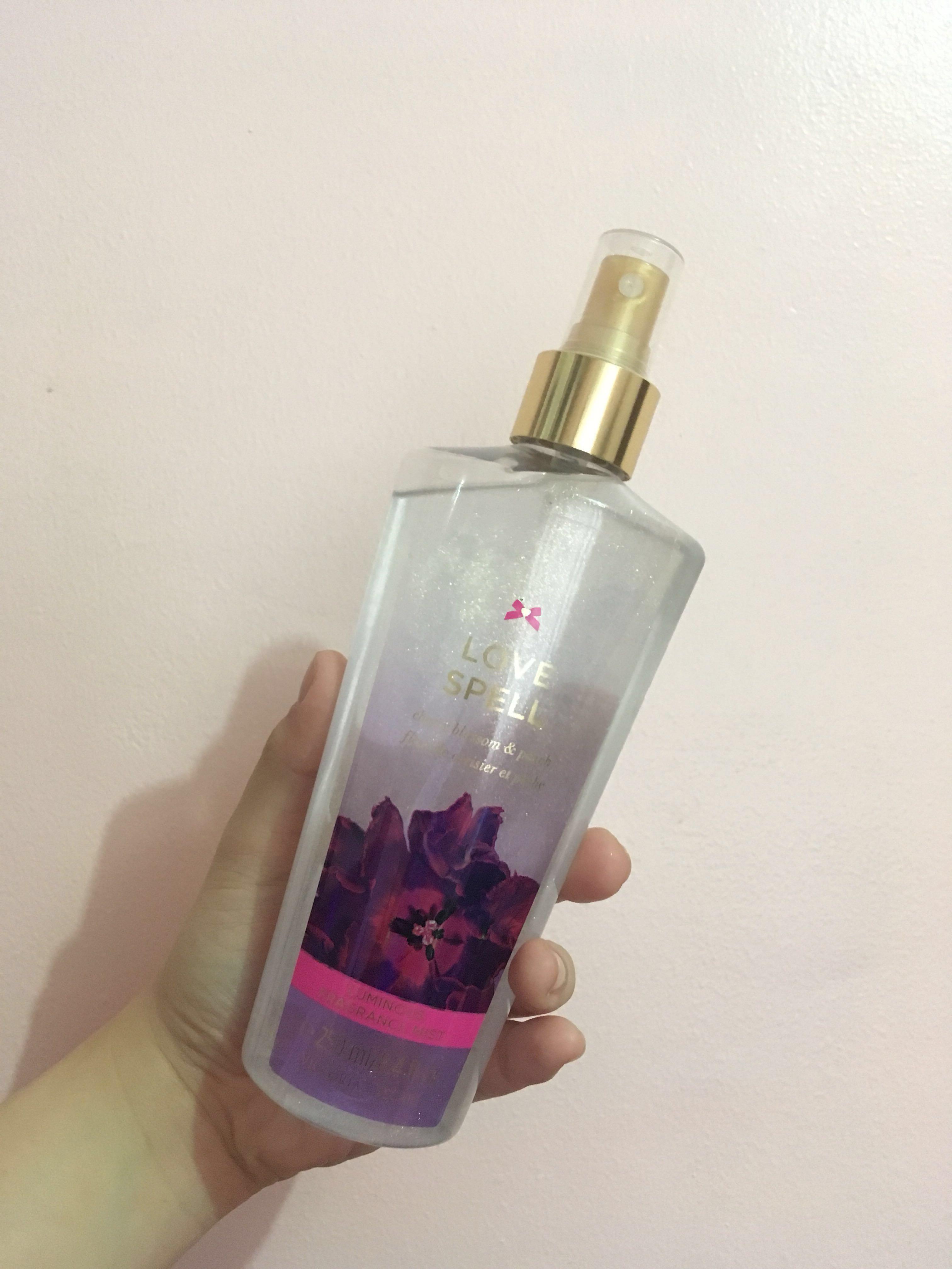 Victoria's Secret Luminous Fragrance Mist in Love Spell, Beauty ...