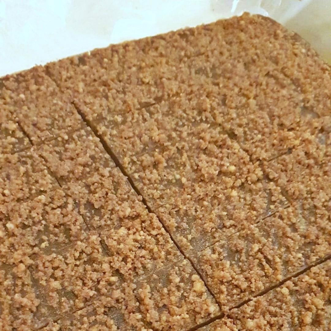 Koleh Koleh, Food & Drinks, Homemade Bakes on Carousell